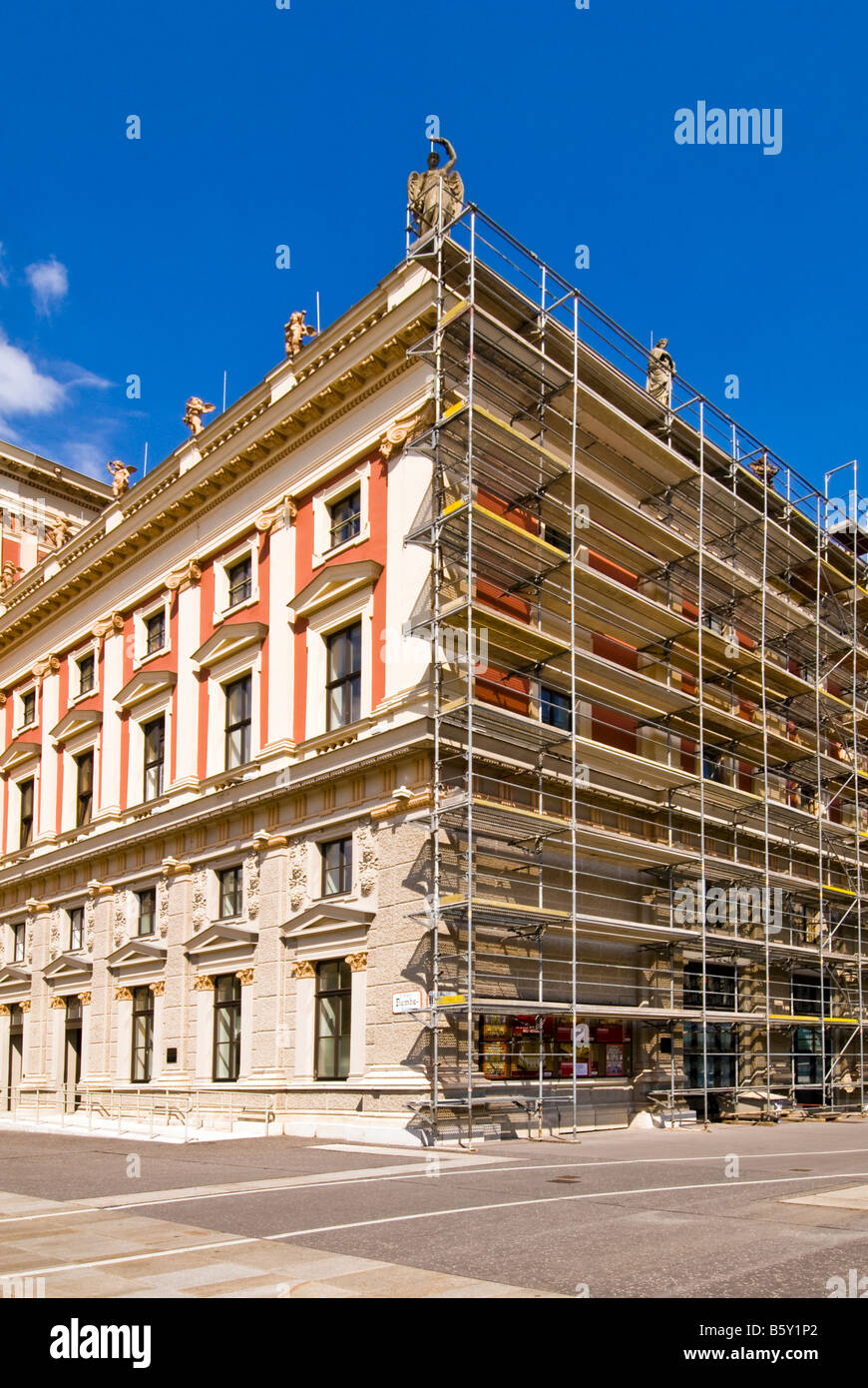 Musikverein concert hall vienna hi-res stock photography and images - Alamy