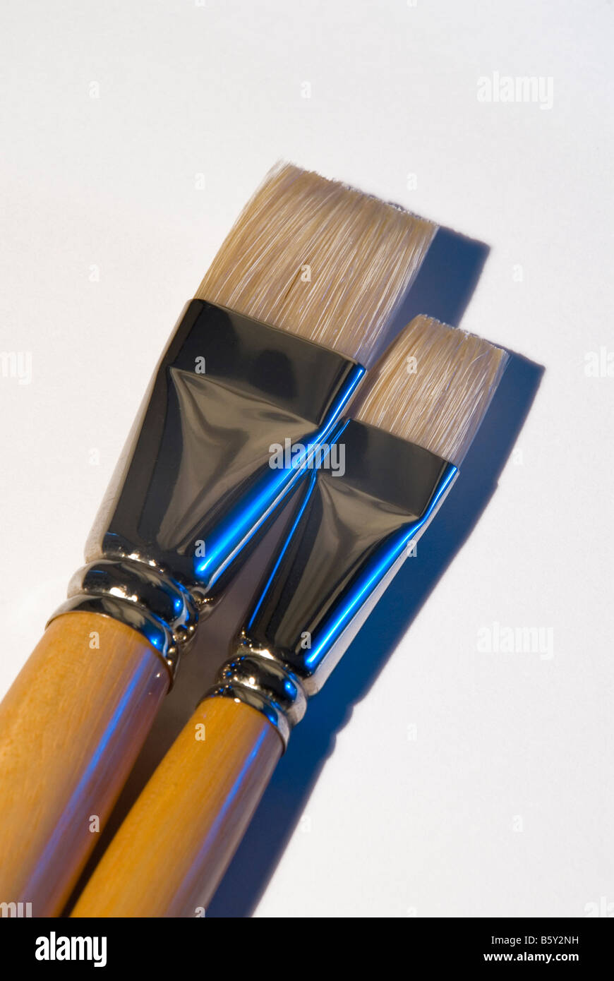Oil paint brush hi-res stock photography and images - Alamy
