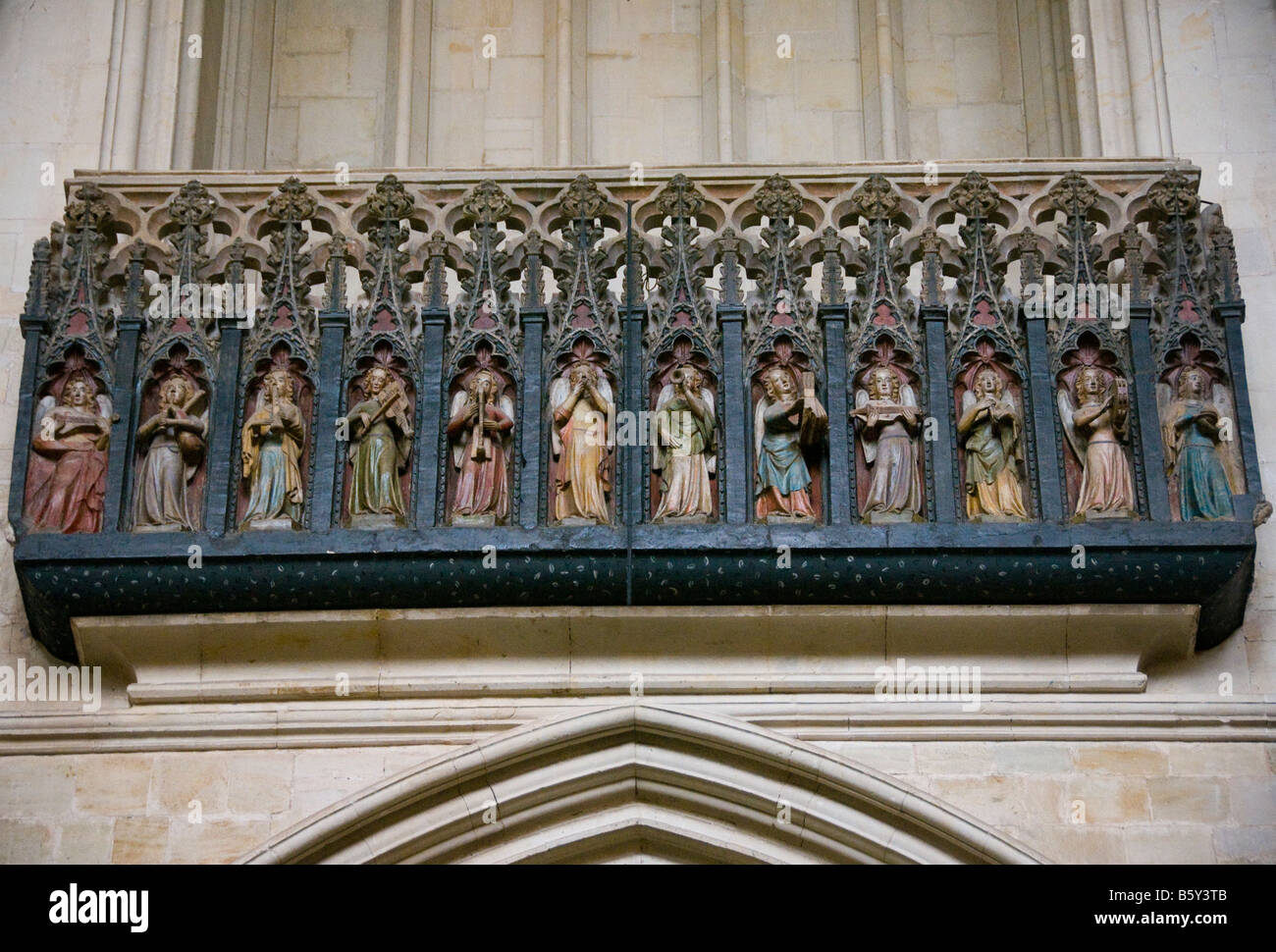 The Minstrels Gallery that depicts 12 Angels playing medieval ...