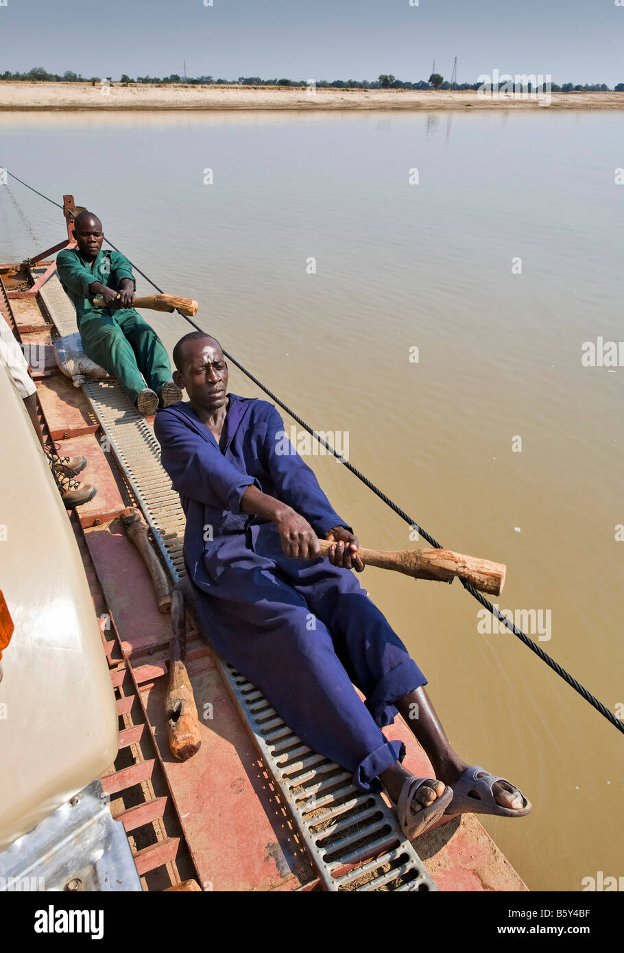 Car ferry workers hi-res stock photography and images - Alamy