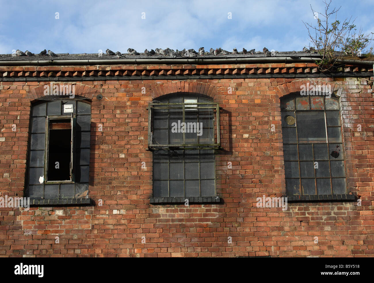 Derelict factory in Nottingham, England, U.K Stock Photo - Alamy