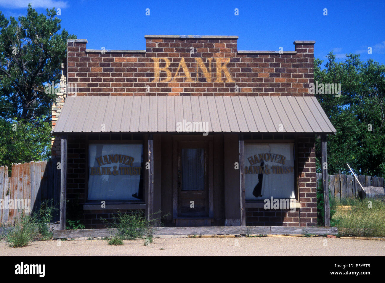 Old bank building in old hi-res stock photography and images - Alamy