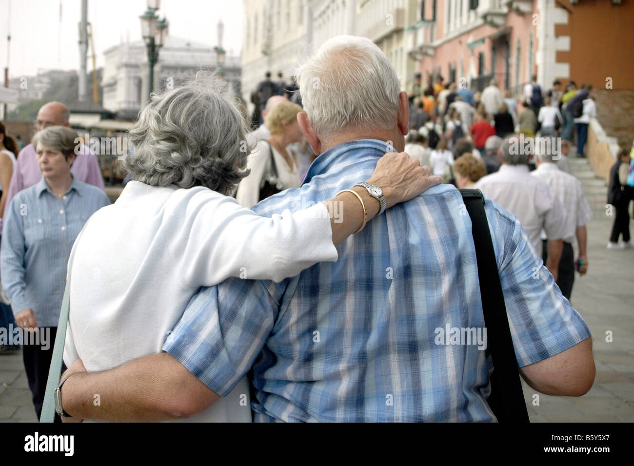 Lovers in Venice Stock Photo - Alamy