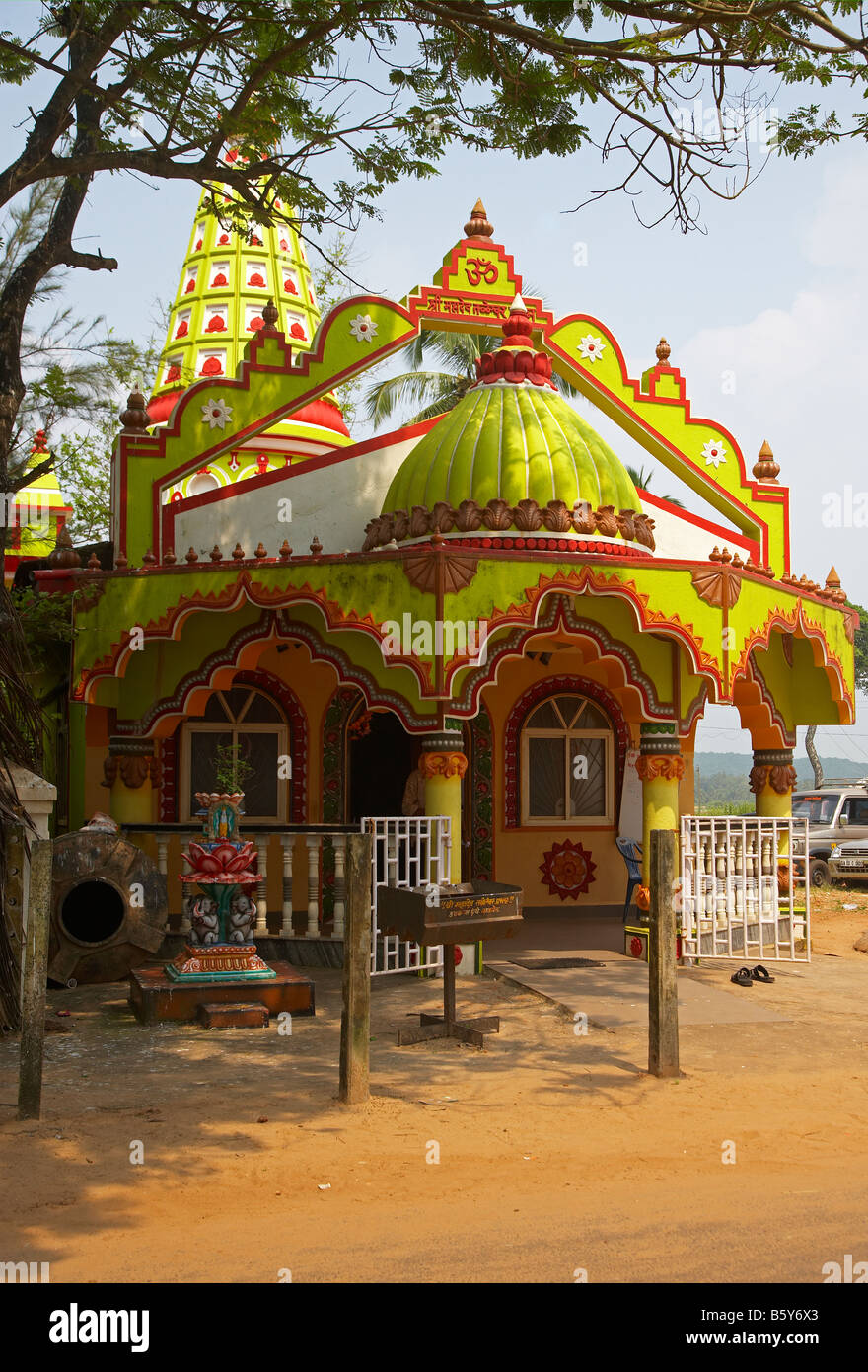 Hindu temple india goa hi-res stock photography and images - Alamy