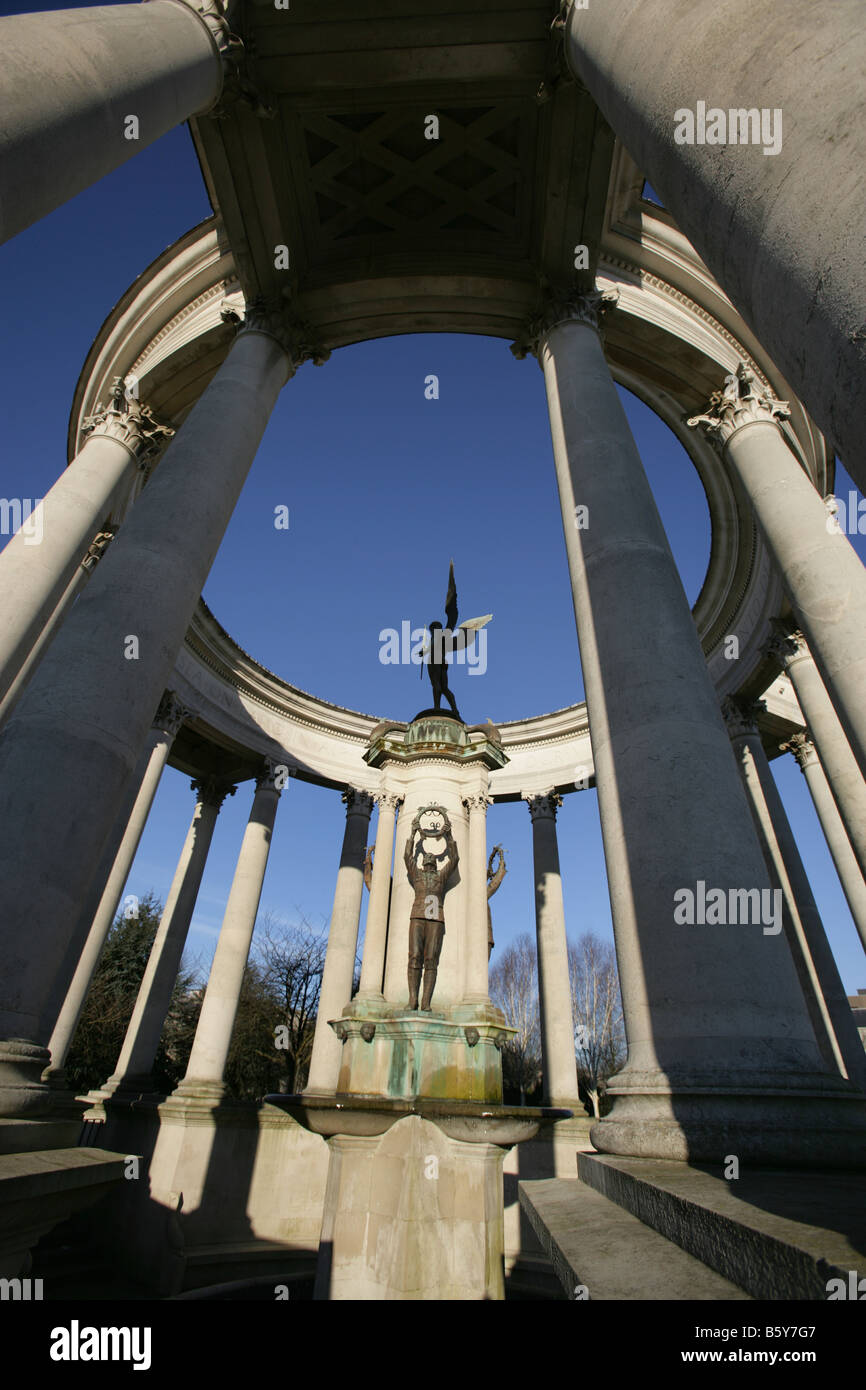John ninian comper hi-res stock photography and images - Alamy