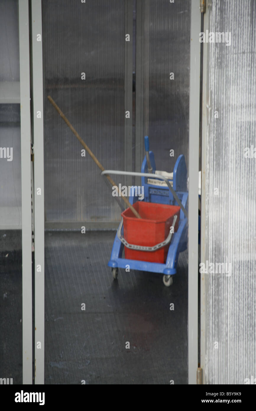 Cleaning buggy hi-res stock photography and images - Alamy