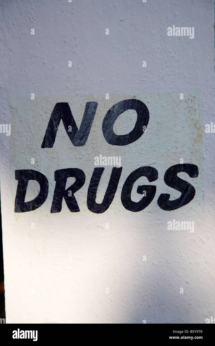 No drugs sign hi-res stock photography and images - Alamy