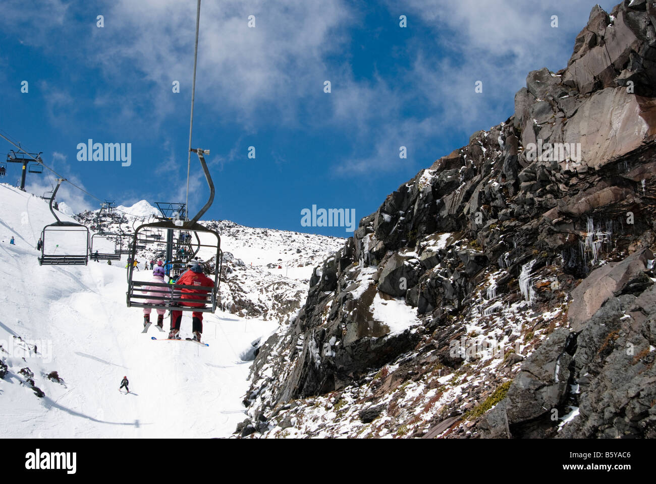 Chairlift on the slope of Mount Ruapehu - Whakapapa Ski Field - biggest ... Chairlift on the slope of Mount Ruapehu - Whakapapa Ski Field - biggest ...