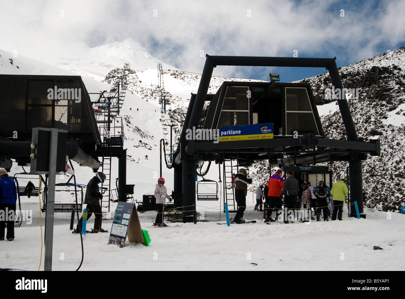Old Ski Chairlift Stock Photos & Old Ski Chairlift Stock Images - Alamy