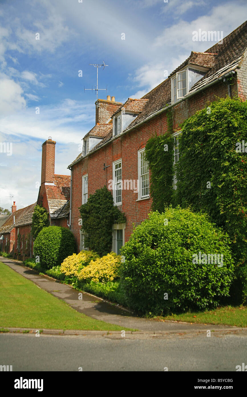 Winfrith newburgh village hi-res stock photography and images - Alamy