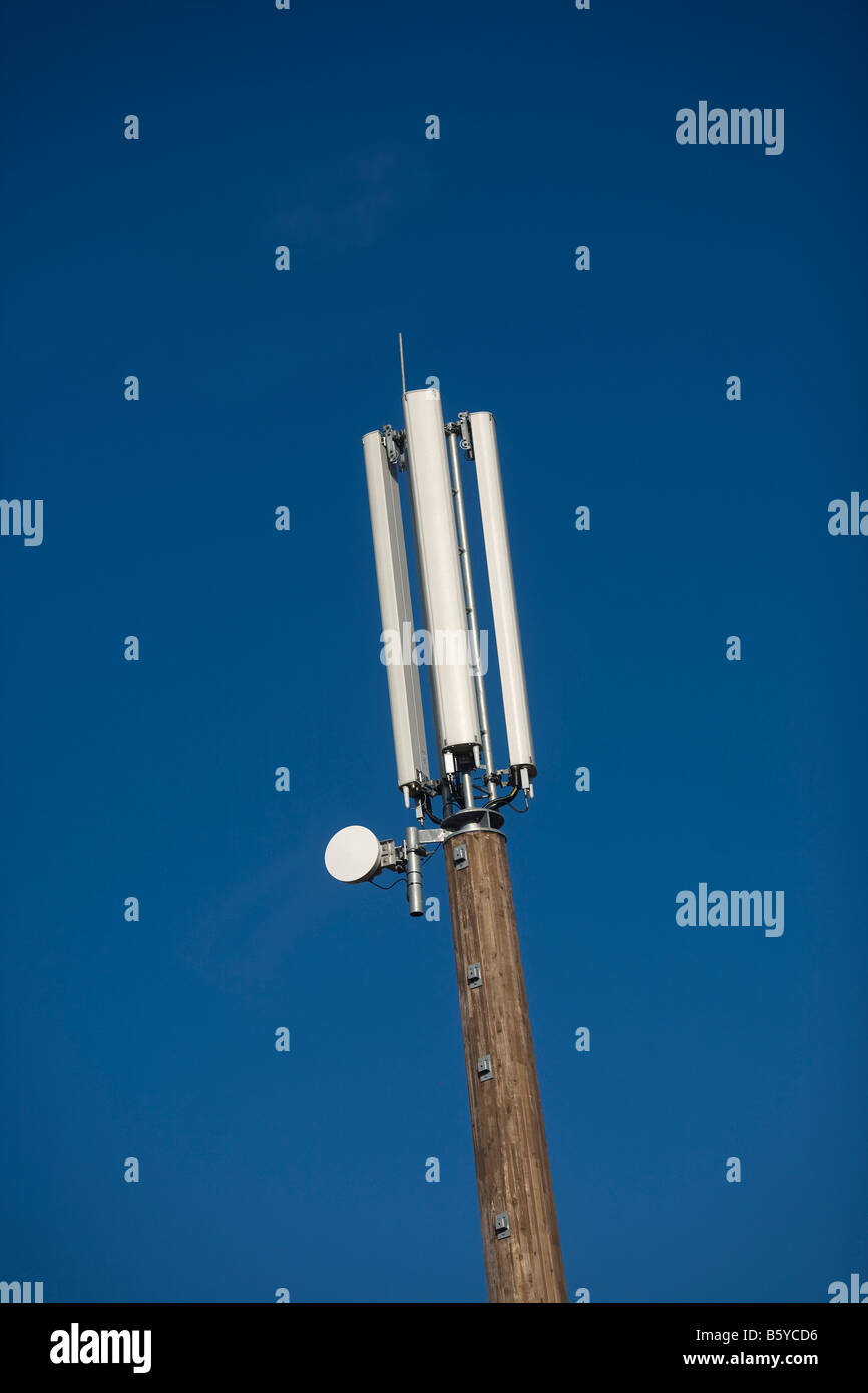 Network of triangulation hi-res stock photography and images - Alamy