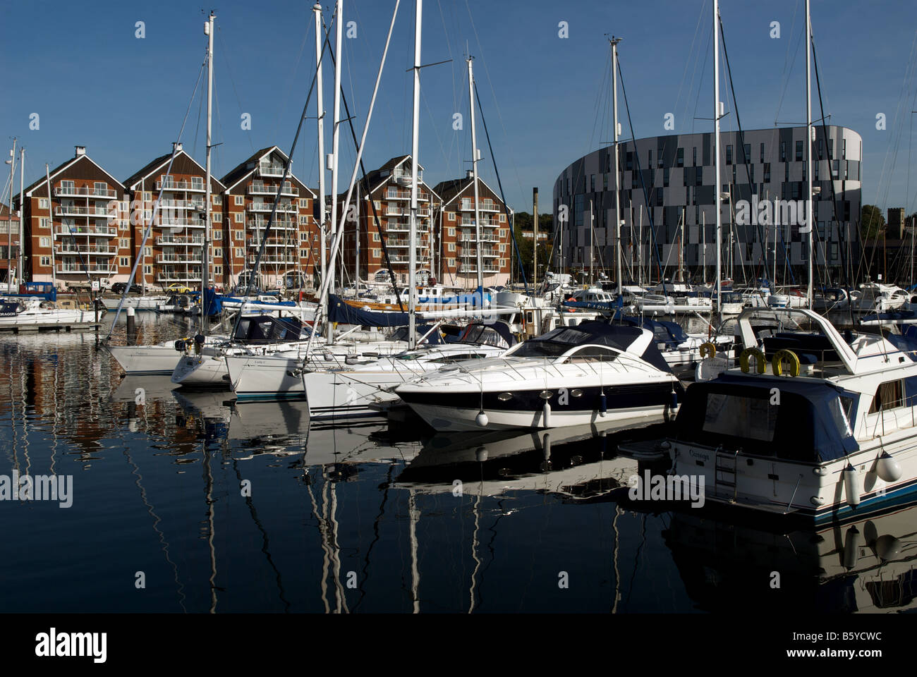 Waterfront apartments and the Suffolk New College building which opened ...