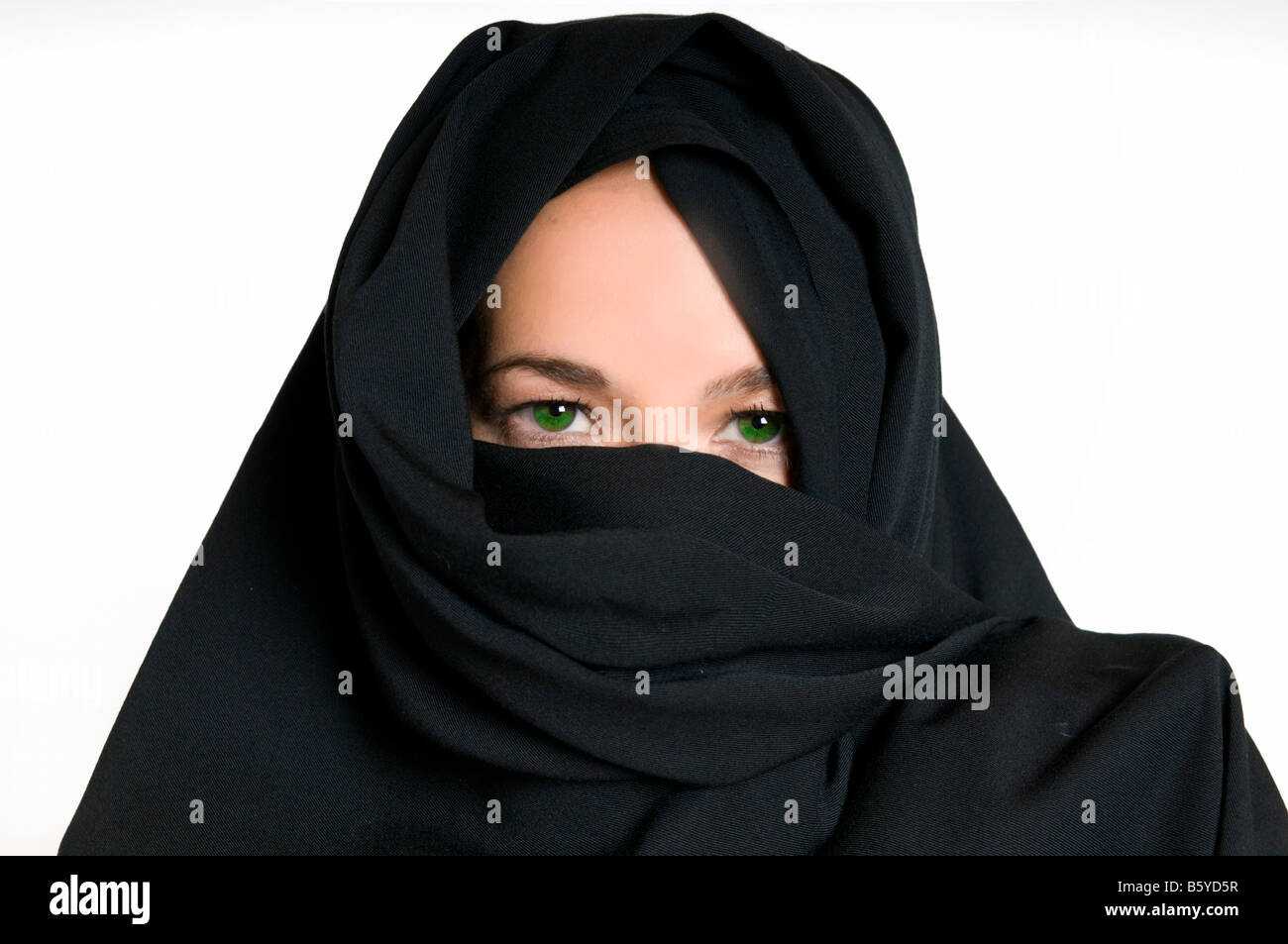 Hiding veils hi-res stock photography and images - Alamy