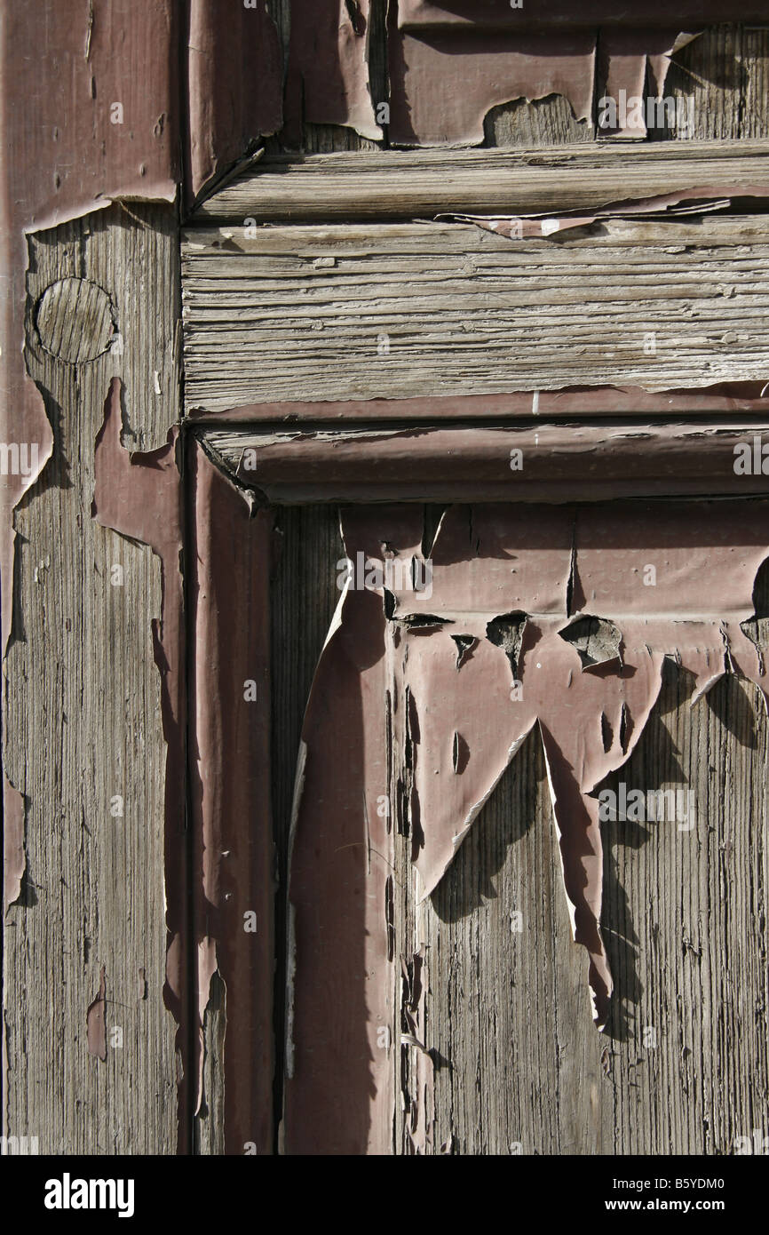 Flaking paint on an old shed door hi-res stock photography and images ...