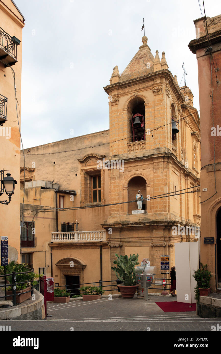 Agrigento sicily street scene hi-res stock photography and images - Alamy