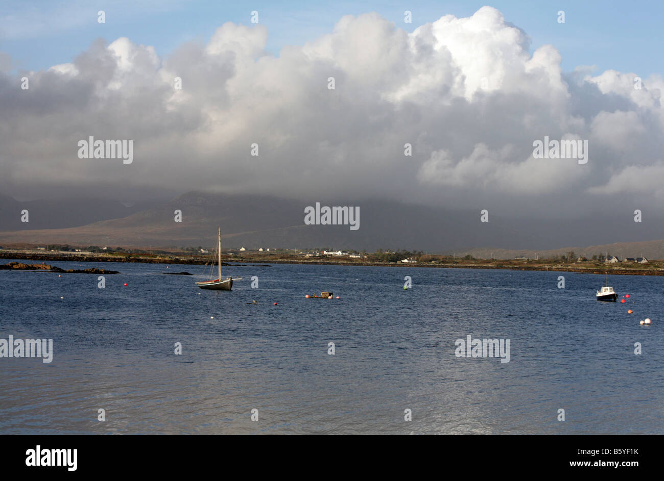 Roundstone bay mamturk mountains in hi-res stock photography and images ...