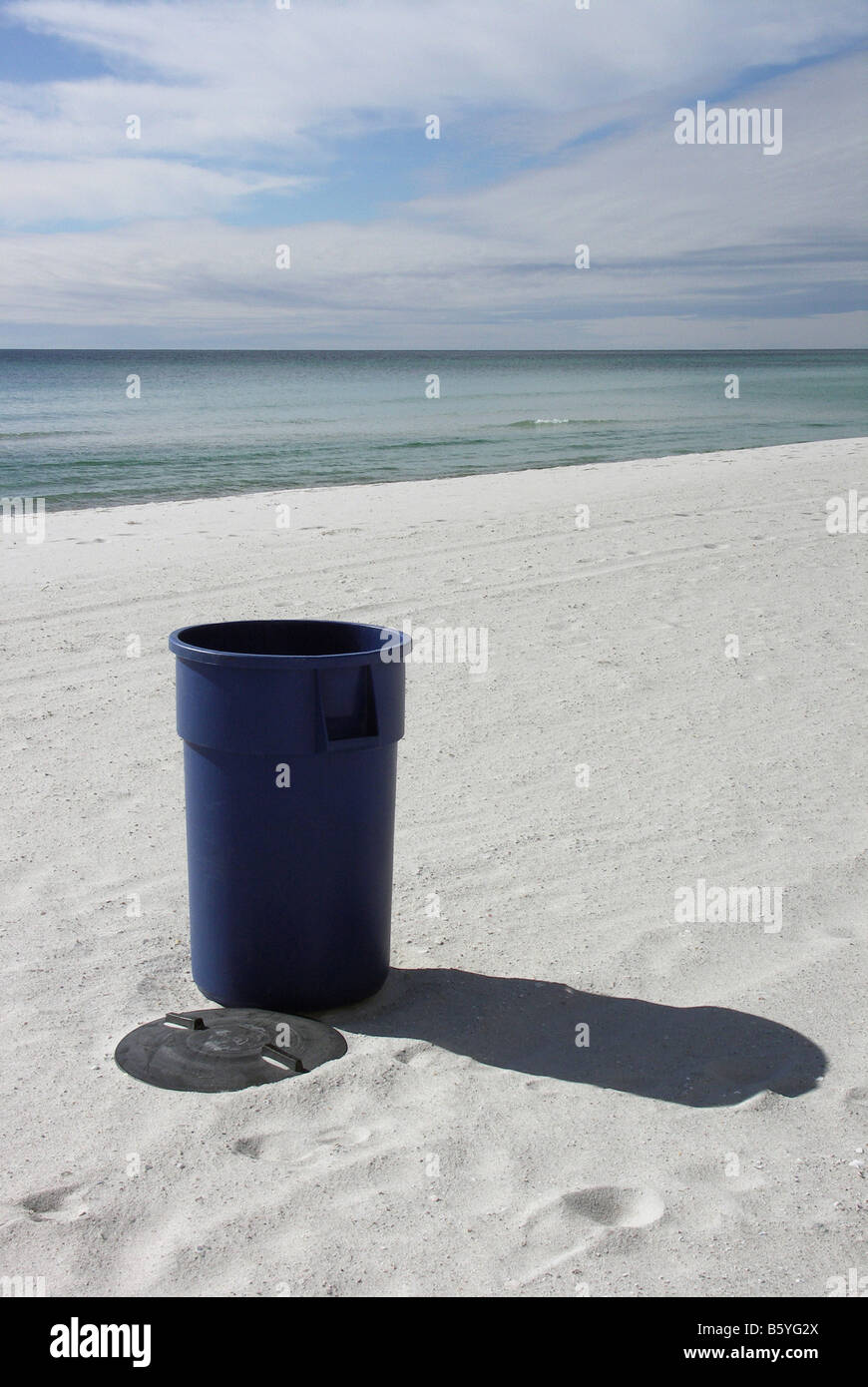 Garbage Can On Beach Stock Photo - Alamy
