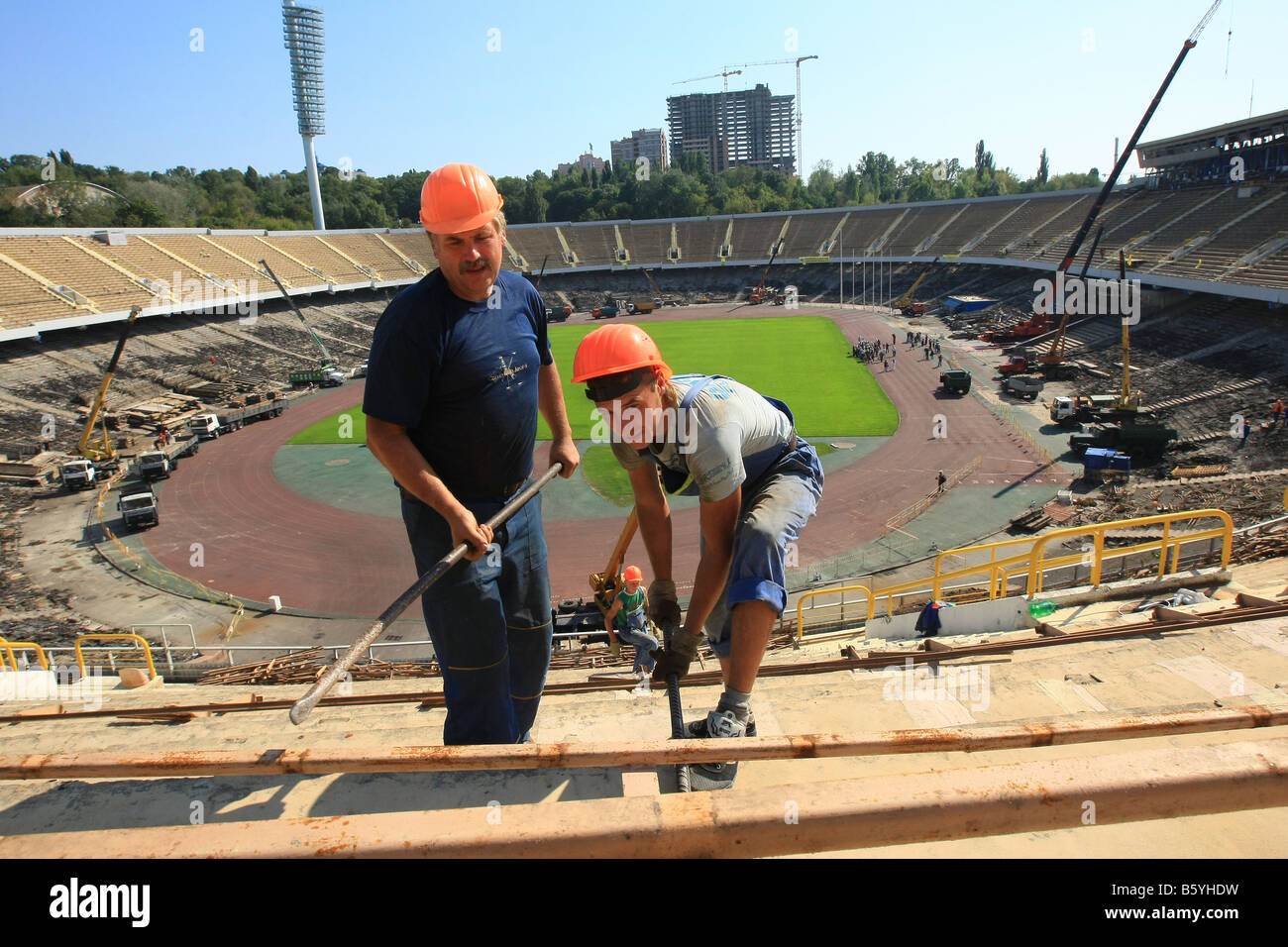 Sport football crane hi-res stock photography and images - Alamy