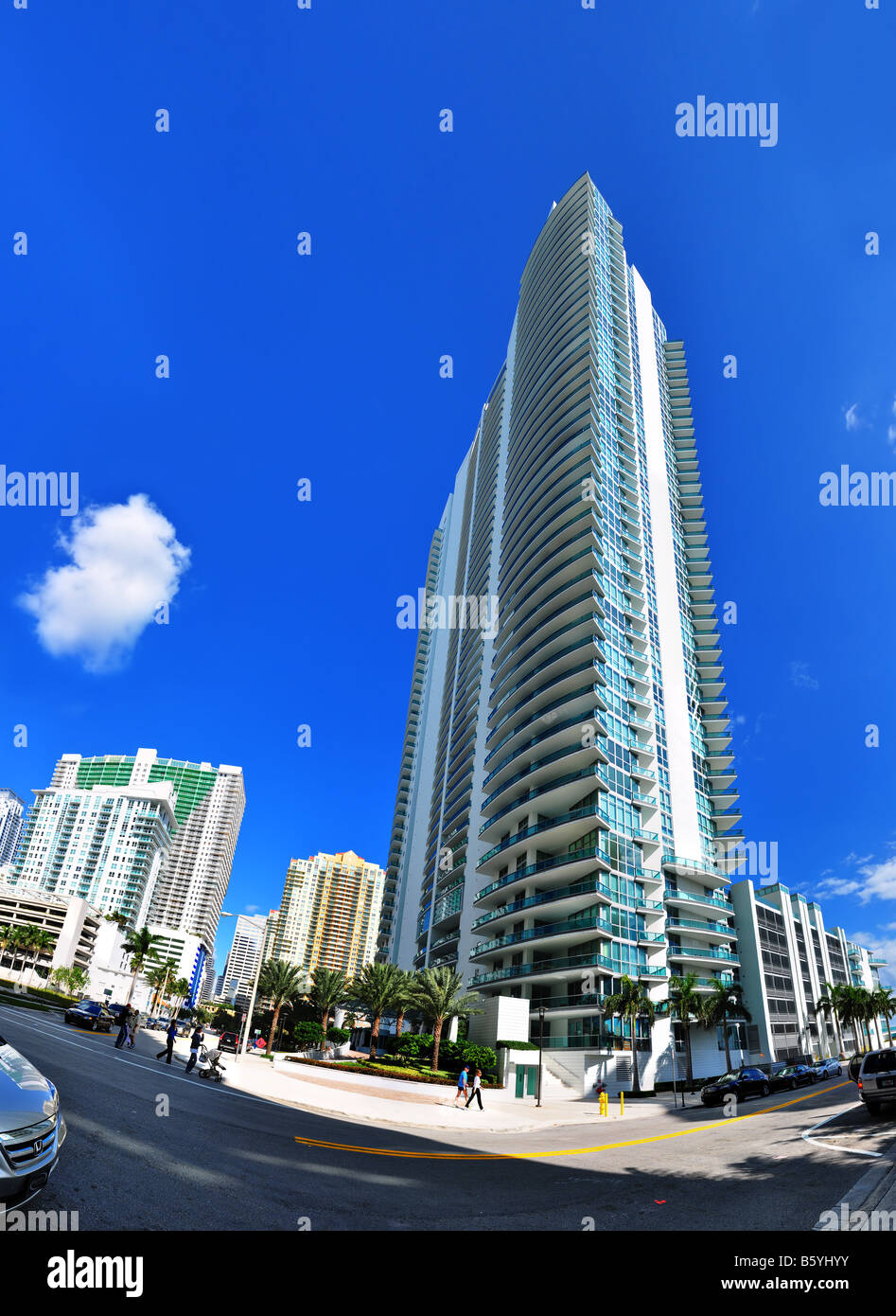 High rise building seaside hi-res stock photography and images - Alamy