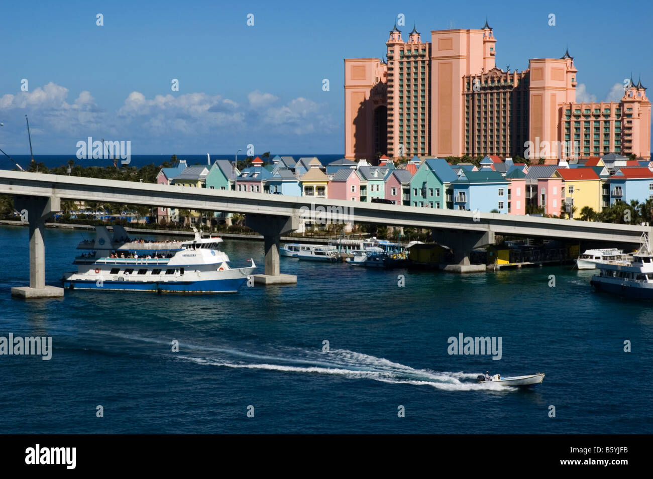 Ferry boat in front of Atlantis Hotel, Nassau Harbour, Paradise Island ...