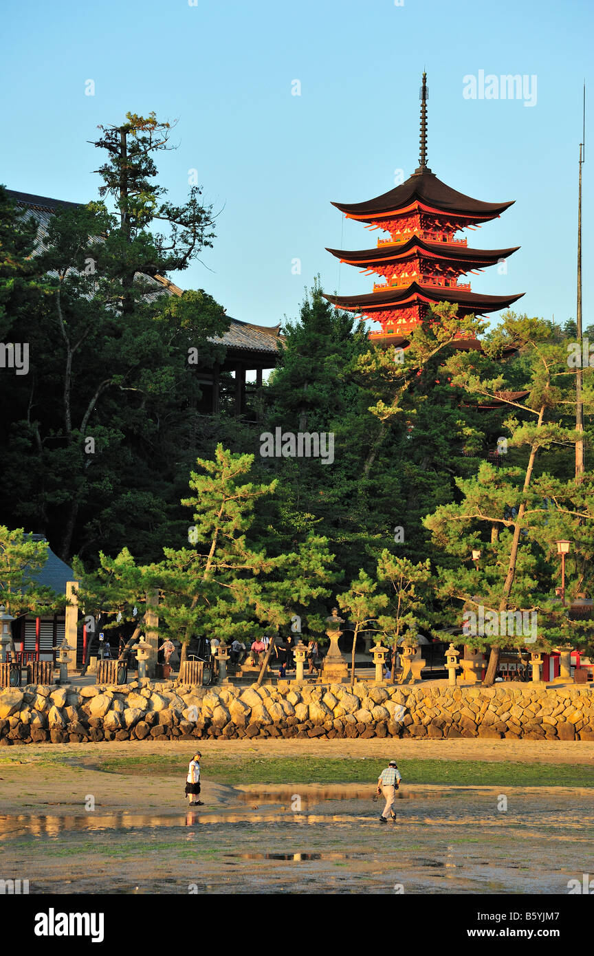 Hokoku Shrine, Miyajima cho, Hatsukaichi, Hiroshima Prefecture, Japan ...