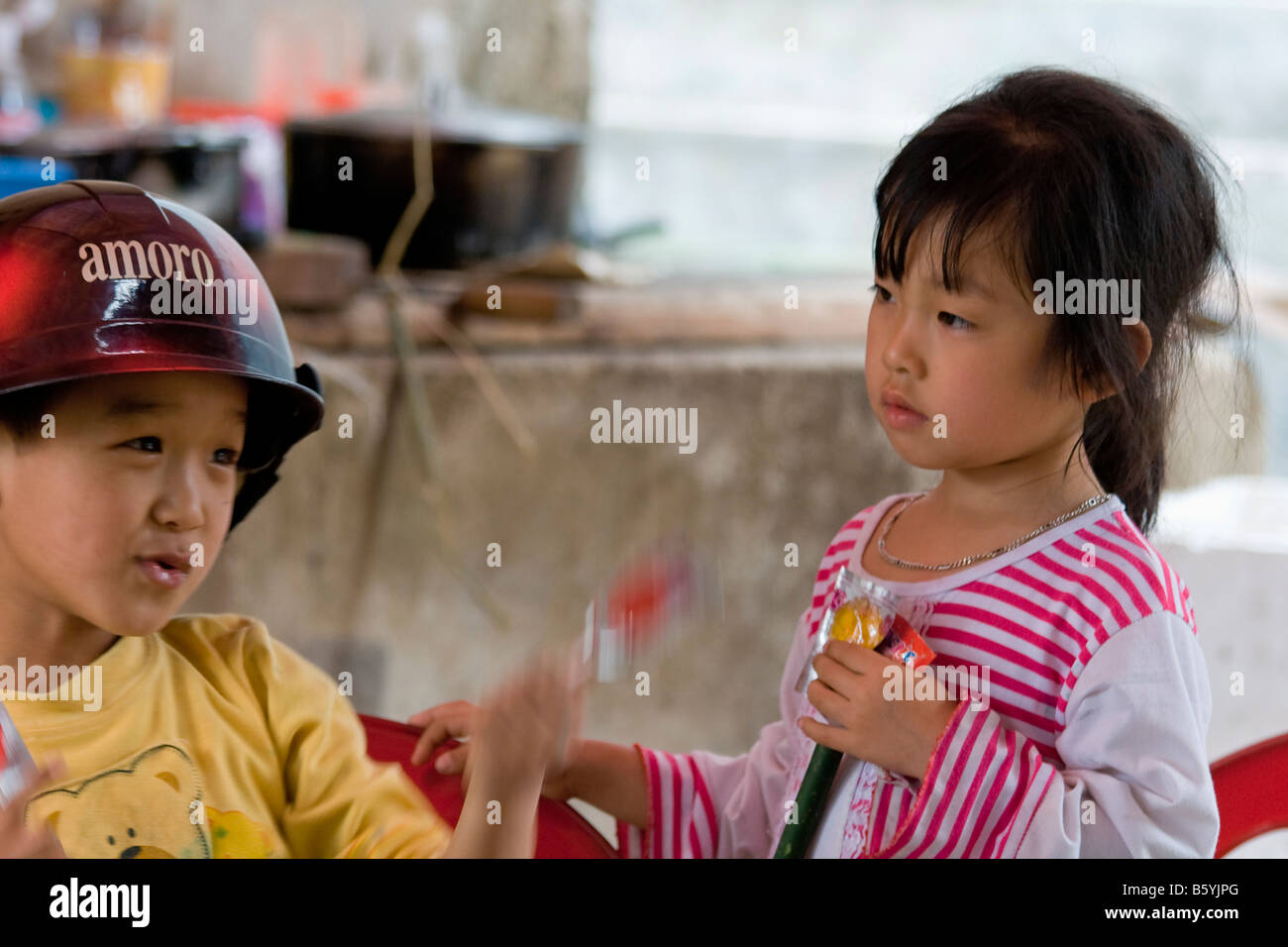 Vietnam Food Hand High Resolution Stock Photography and Images - Alamy