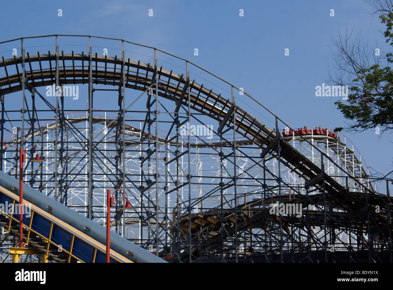 Thrilling coasters hi-res stock photography and images - Alamy