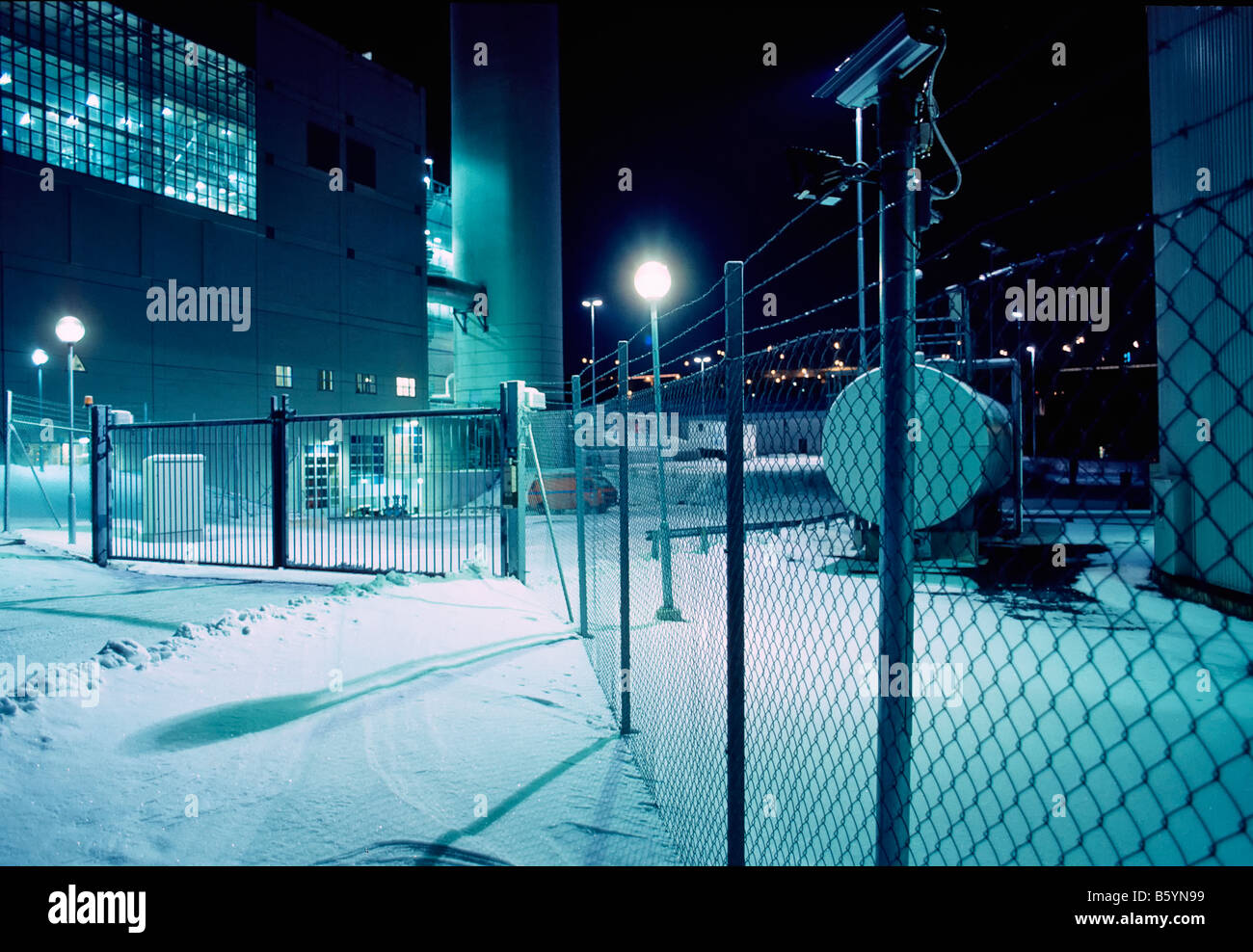 Factory security gate guard hi-res stock photography and images - Alamy