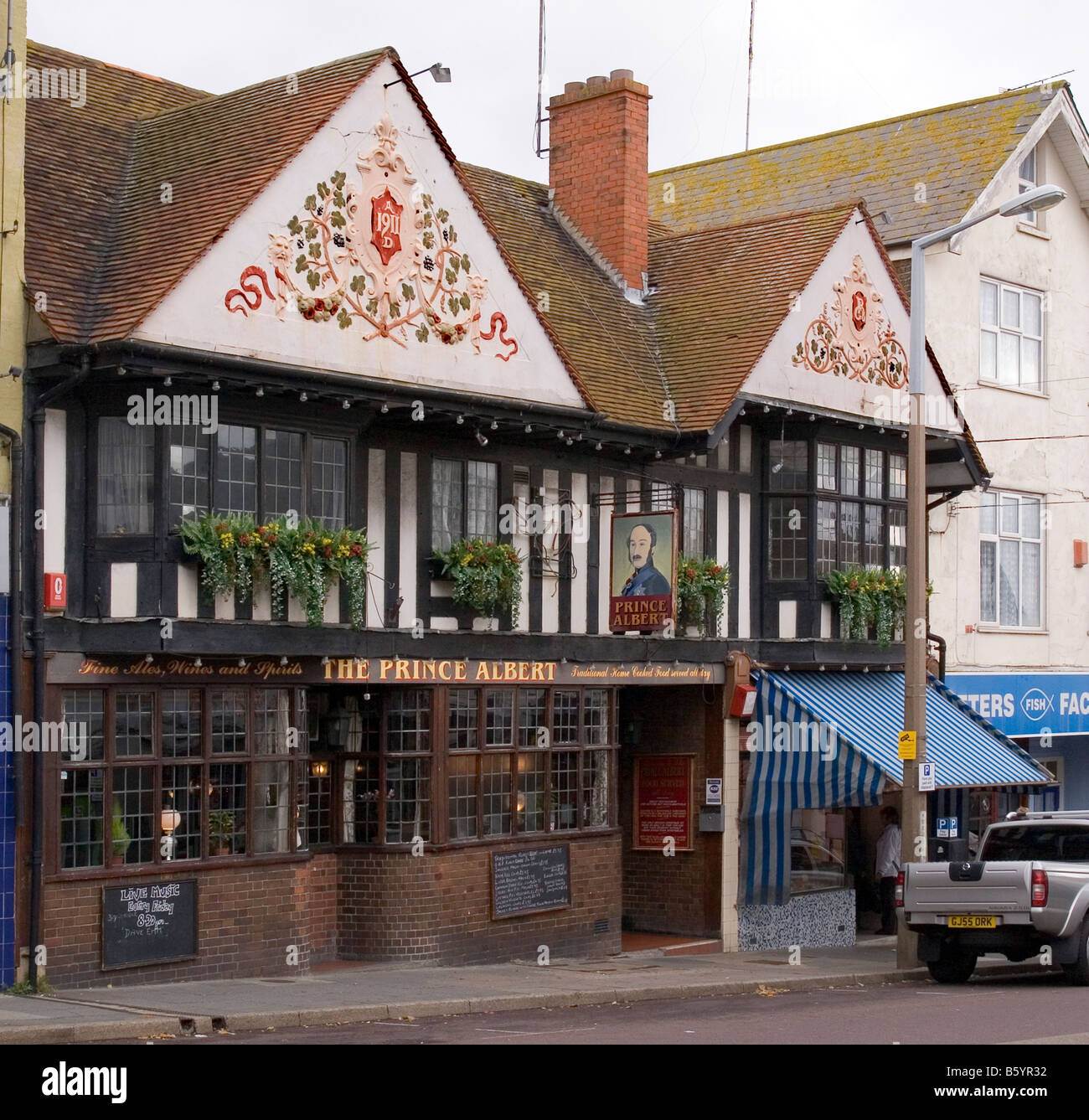 Prince albert pub hi-res stock photography and images - Alamy