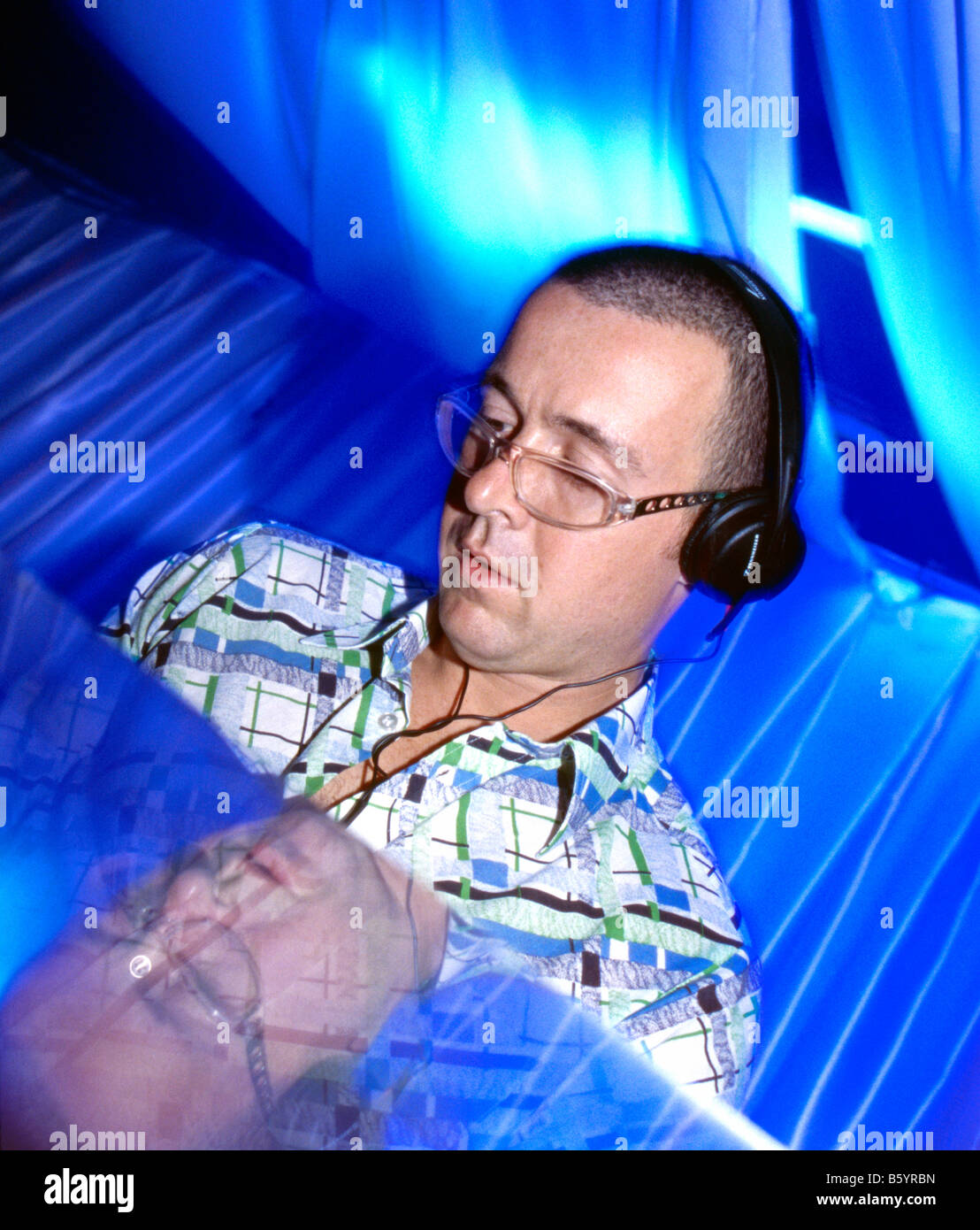 The DJ Judge Jules at the decks in a nightclub in the uk Stock Photo ...