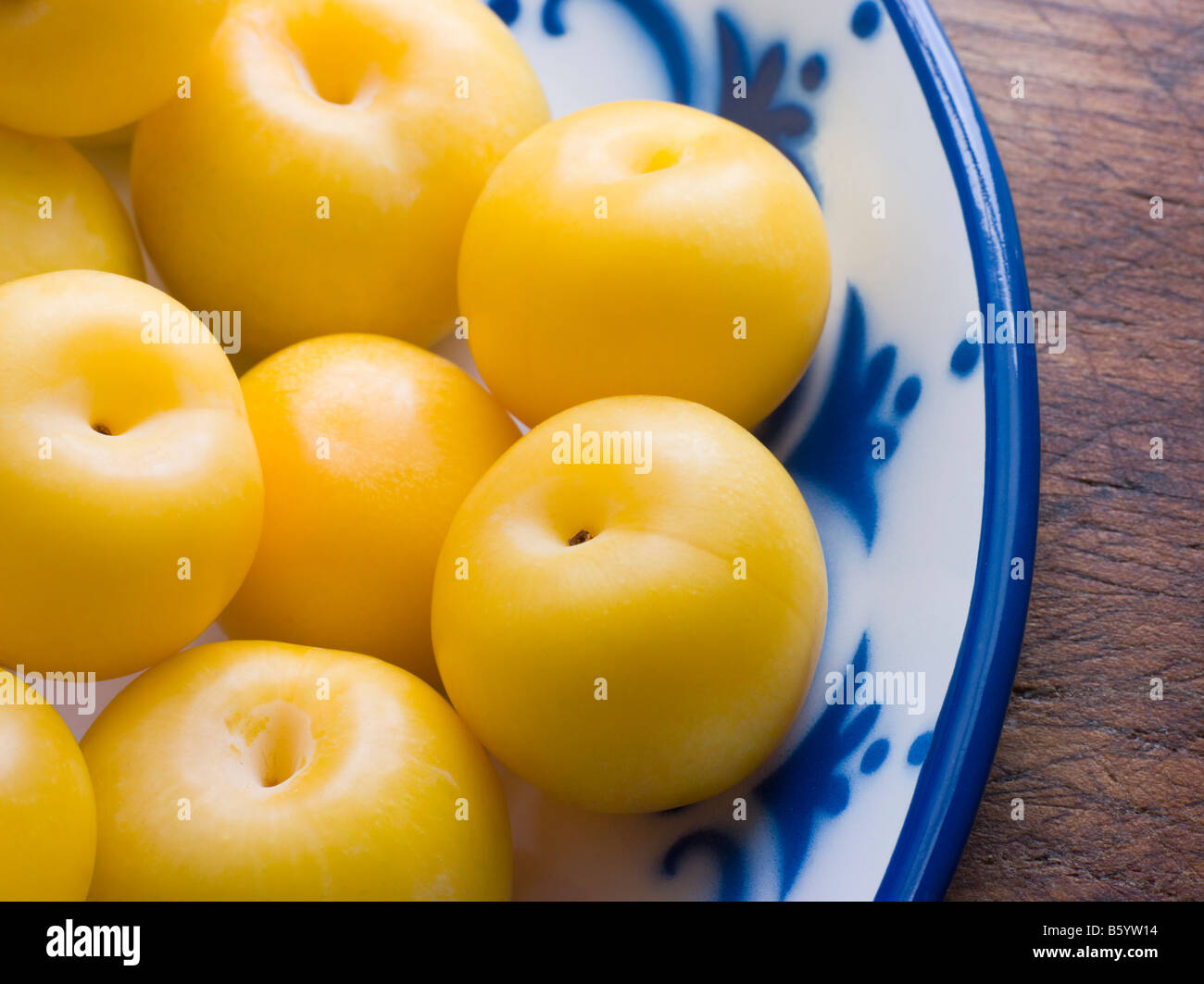 Italian Leaves, Calvovendi Stock Photo - Alamy