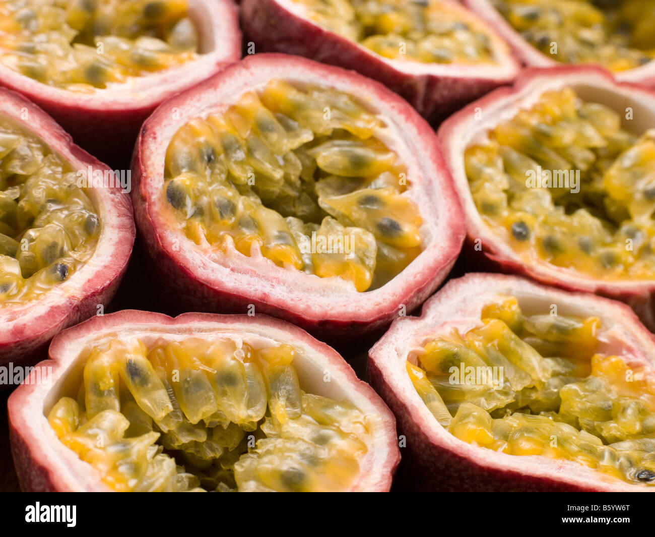 Halved Passion Fruit Stock Photo - Alamy