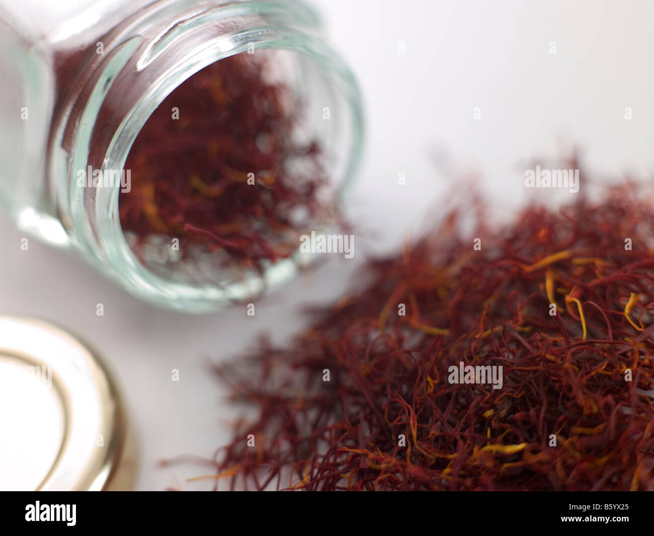 Saffron strands hi-res stock photography and images - Alamy
