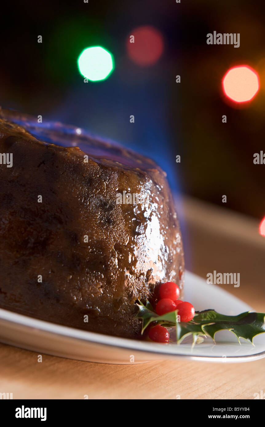 Christmas Pudding with a Brandy Flamb Stock Photo - Alamy