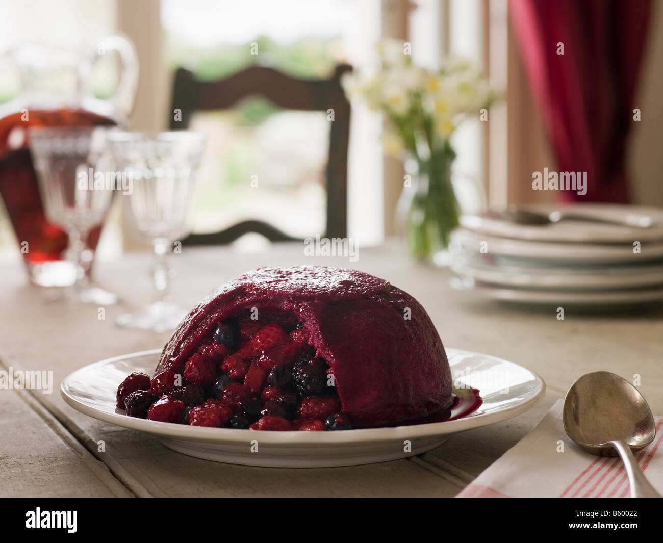 Bread pudding with fruit hi-res stock photography and images - Alamy
