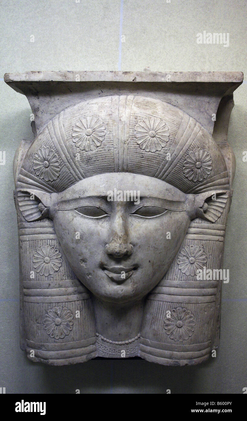 Museum egyptian louvre paris hi-res stock photography and images - Alamy