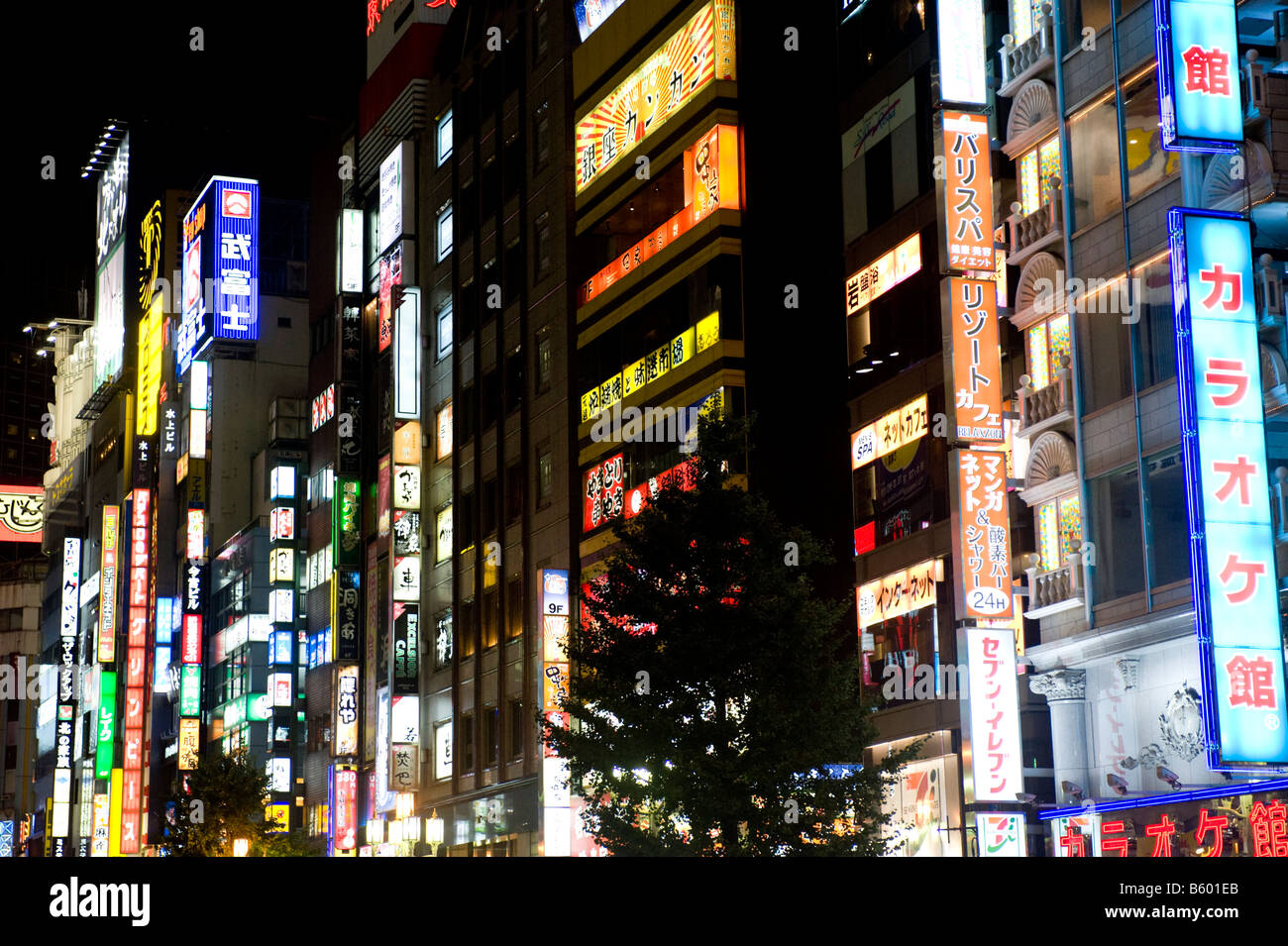 Neon signs in the streets of Shinjuku at night, Tokyo, Japan Stock ...