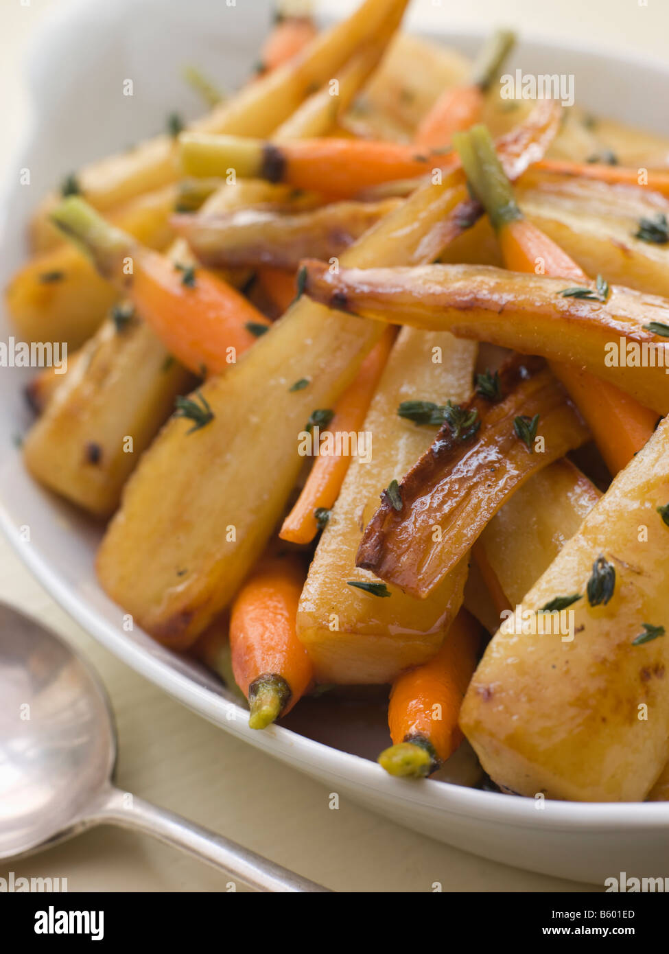 Baby parsnips hi-res stock photography and images - Alamy