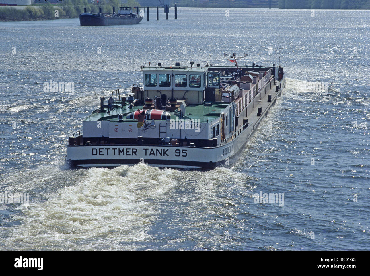 Tankbarge "Dettmer Tank 95" in the Port of Hamburg Stock Photo - Alamy