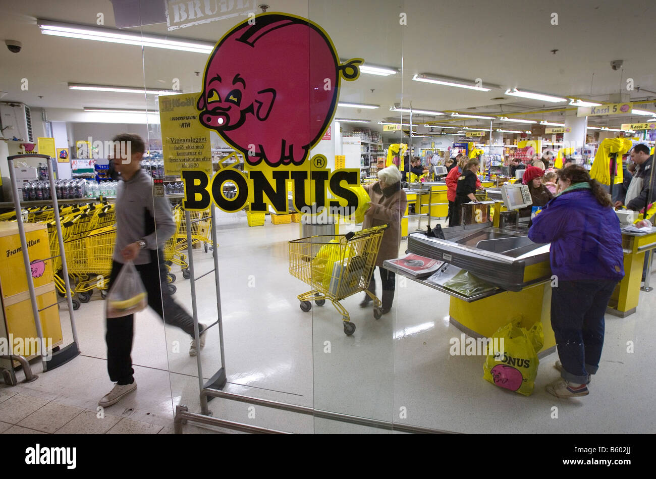 Bonus store in Reykjavik, Iceland, part of Baugur Group Stock Photo - Alamy