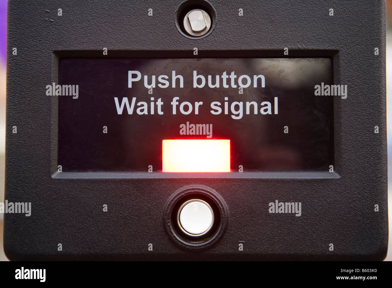 Pedestrian crossing wait sign hi-res stock photography and images - Alamy