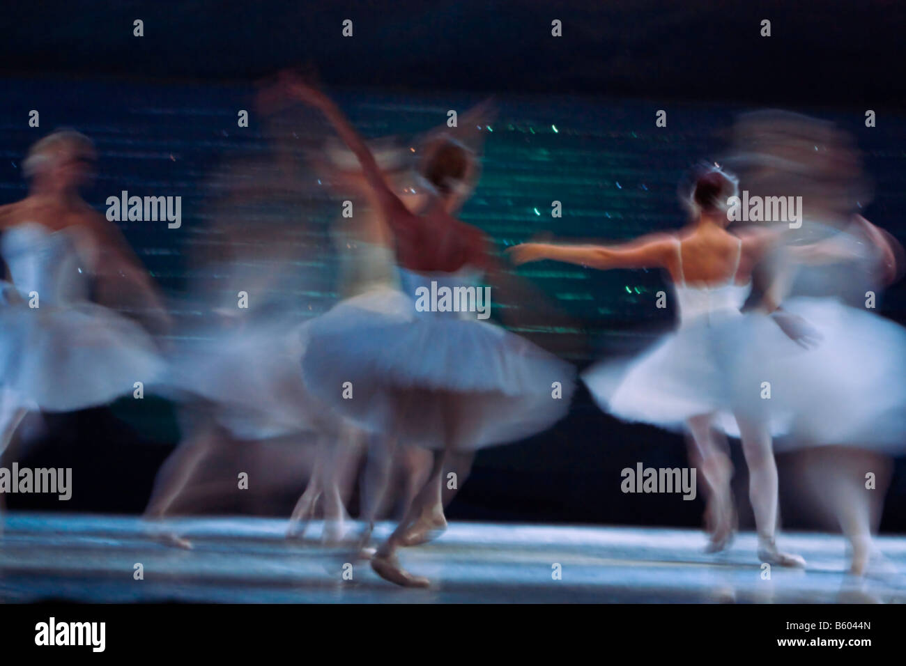 Tchaikovsky swan lake hi-res stock photography and images - Alamy