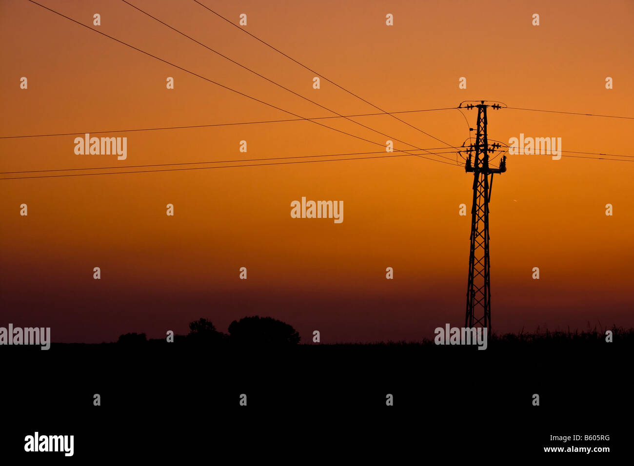 Power pole silhouette hi-res stock photography and images - Alamy