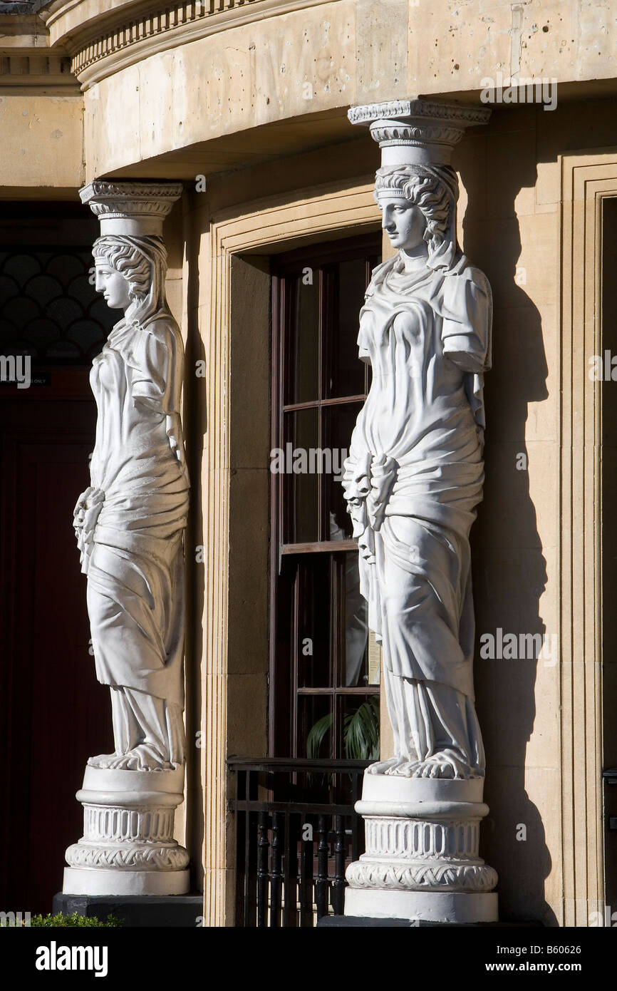Cariatides hi-res stock photography and images - Alamy