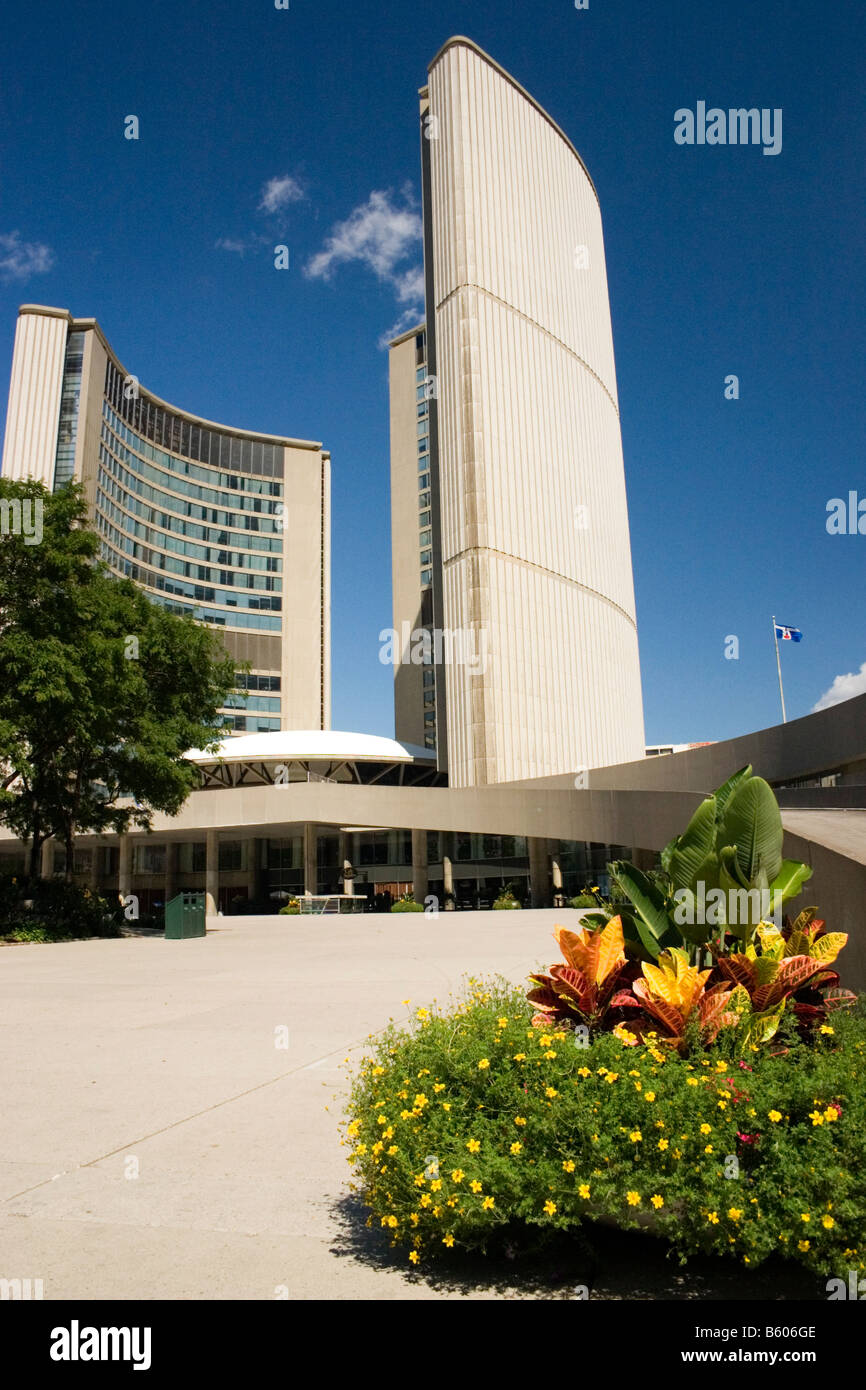 City Hall, Nathan Phillips Square, Toronto, Ontario, Canada Stock Photo ...
