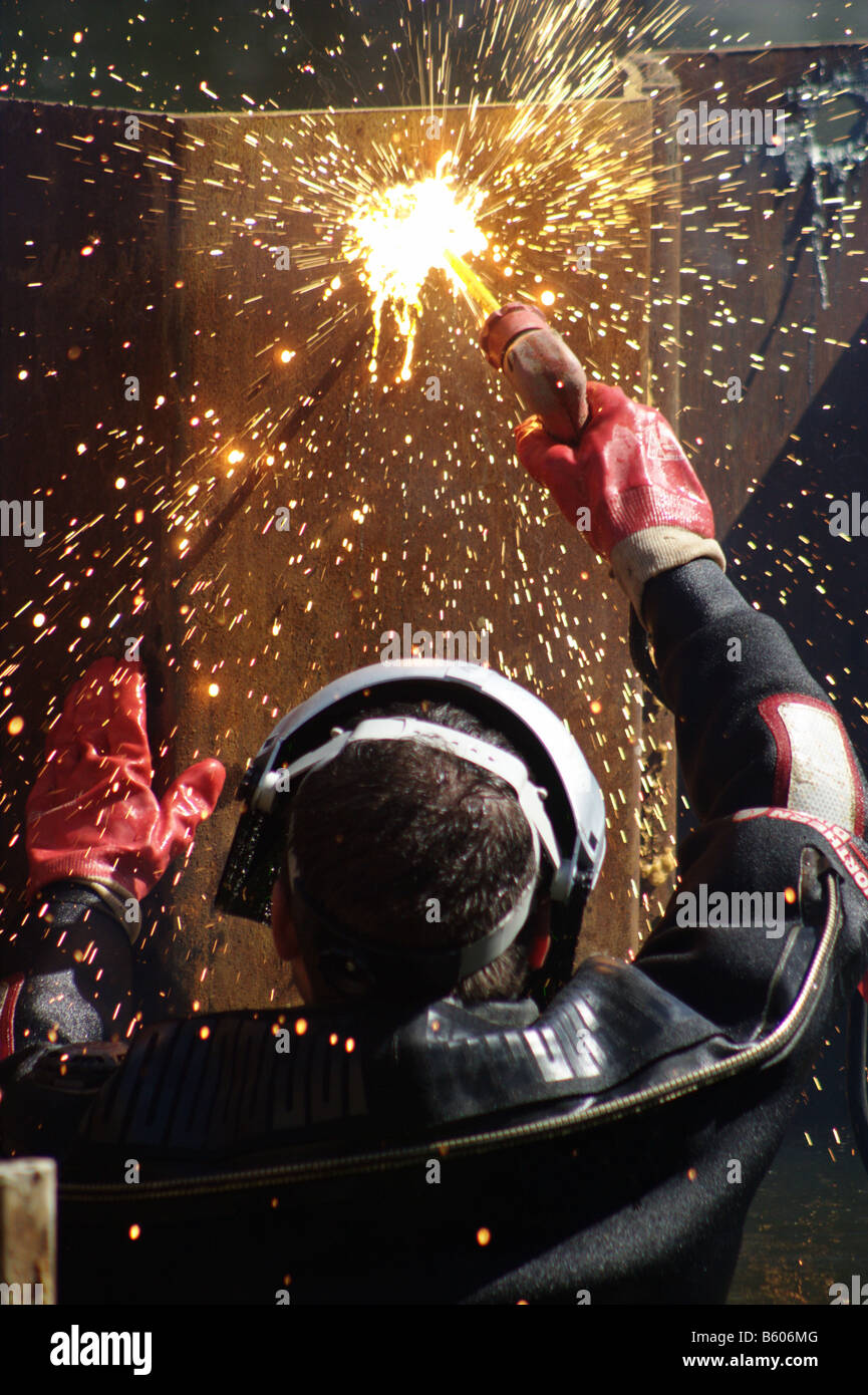 marine welder diver river helmet cutter piling arc welding repairing ...