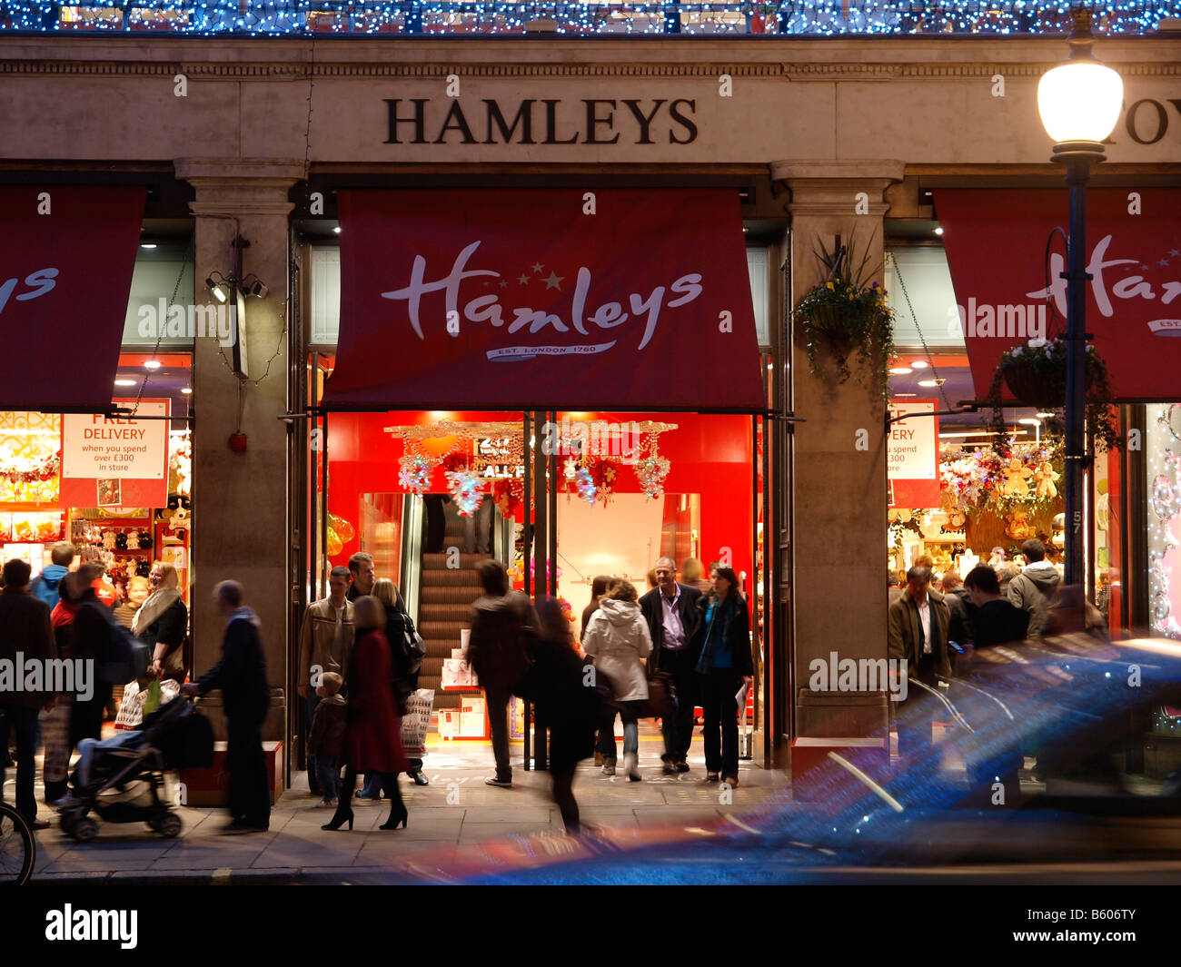 Hamleys hi-res stock photography and images - Alamy