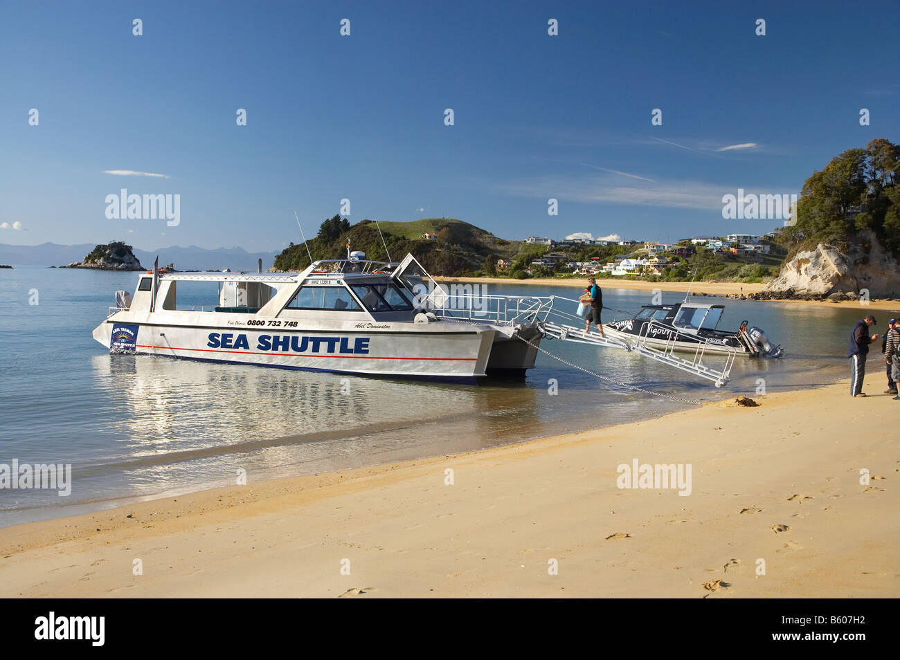 Sea Shuttle Water Taxi on Beach Kaiteriteri Nelson Region South Island ...