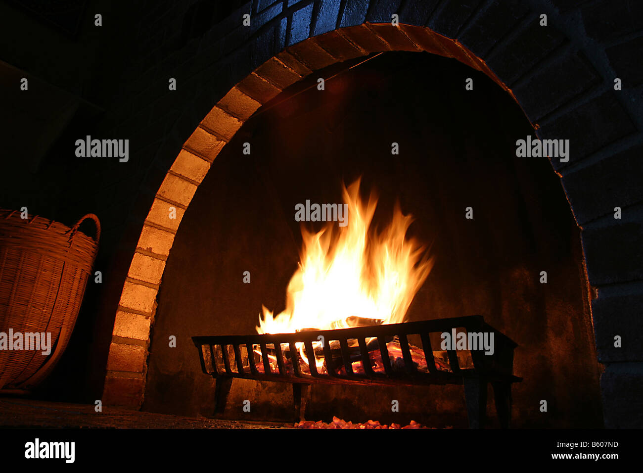 An open fireplace Stock Photo - Alamy