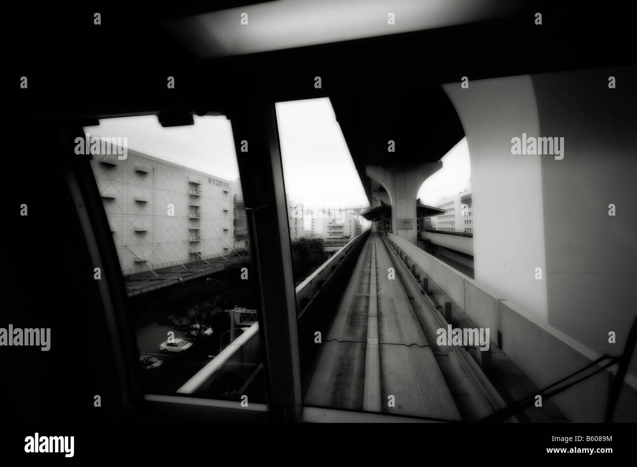 Automated guideway transit train (Yurikamome Line), arriving to Rainbow ...